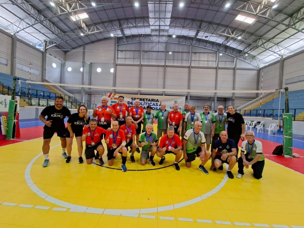 1º Triangular Sênior e Biso de Vôlei Adaptado animou o Ginásio do Casa ...