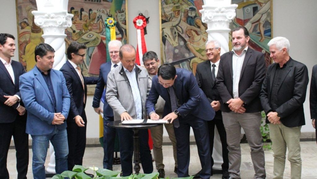 Gigante chinesa anuncia investimento de R$ 250 milhões em Porto Belo