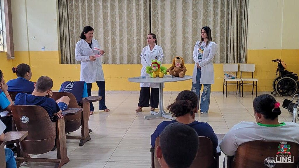 Ação educativa de saúde bucal é promovida na APAE