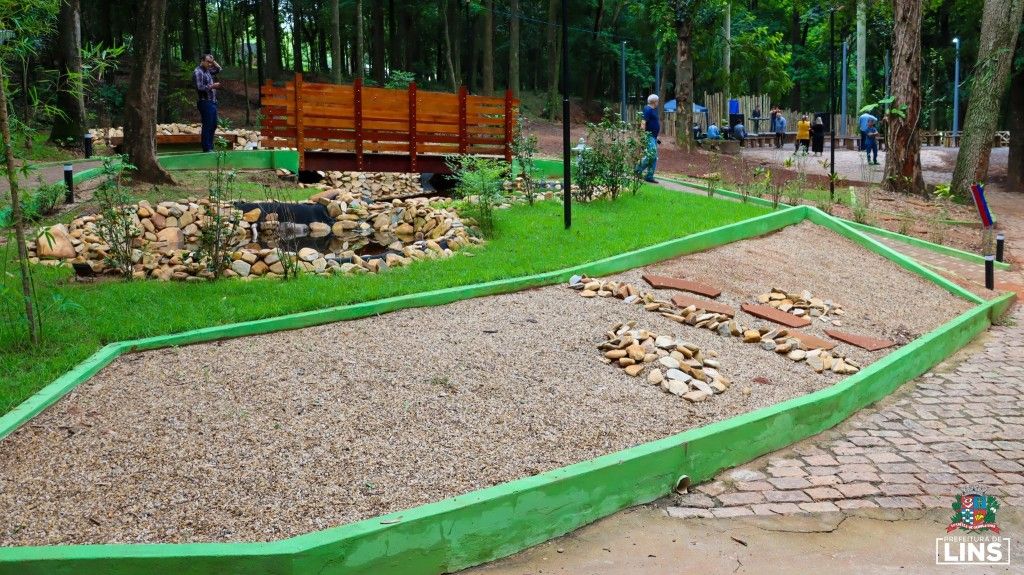 Teatro ao ar livre e lagos ornamentais são inaugurados no Horto Florestal