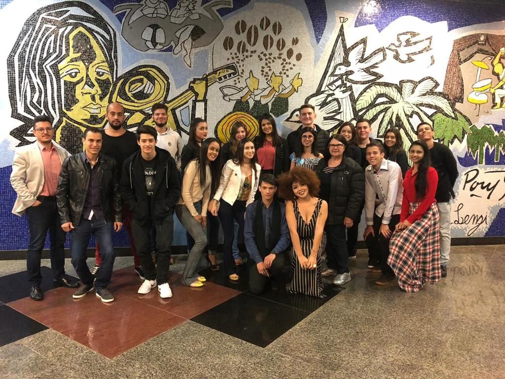 Aos 69 anos, mulher supera a depressão e se torna arquiteta