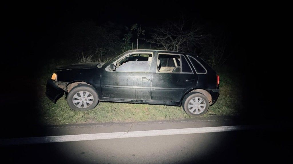 Passageira fica ferida após batida entre carro e moto na PR-478 em Loanda