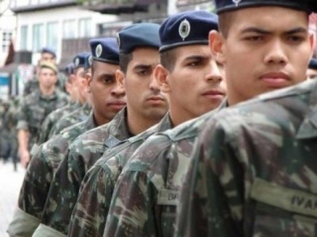 Jovens nascidos em 2008 já podem realizar o alistamento militar obrigatório