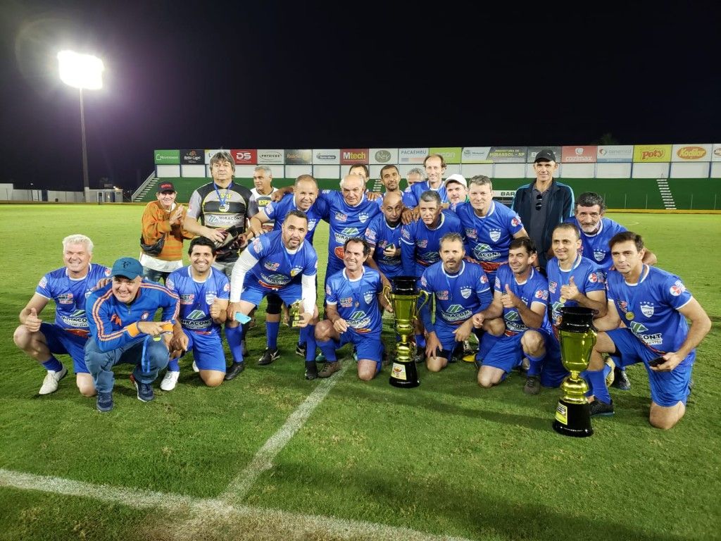 Santa Cláudia conquista título do Master de Futebol Edward Villa