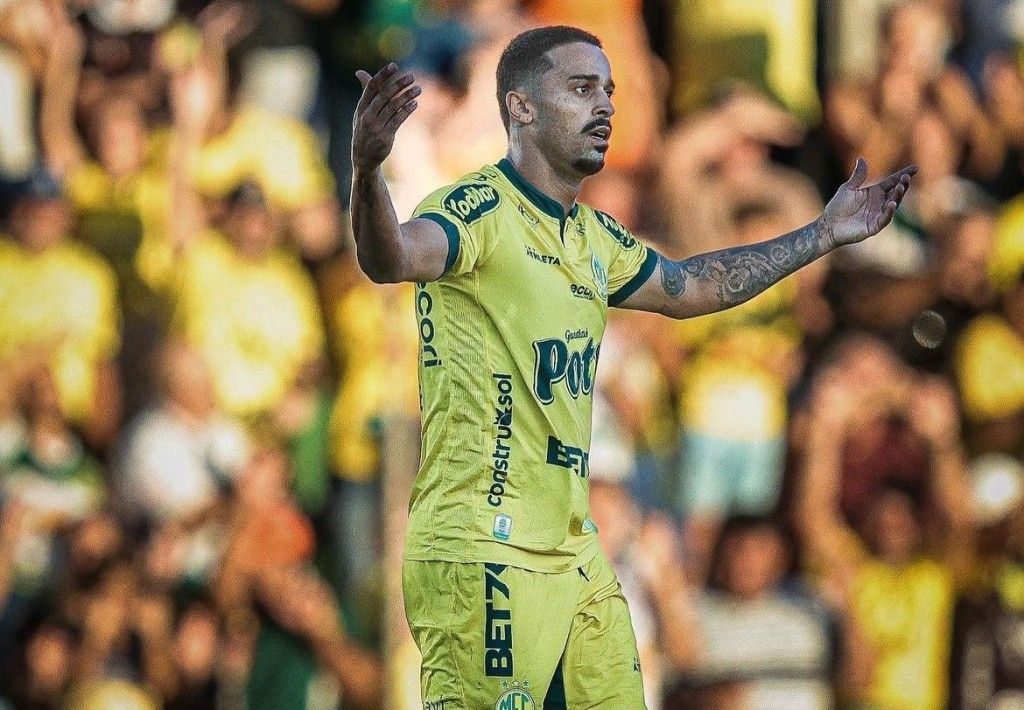 Artilheiro Dellatorre revela planos e desafios no retorno triunfante ao ...