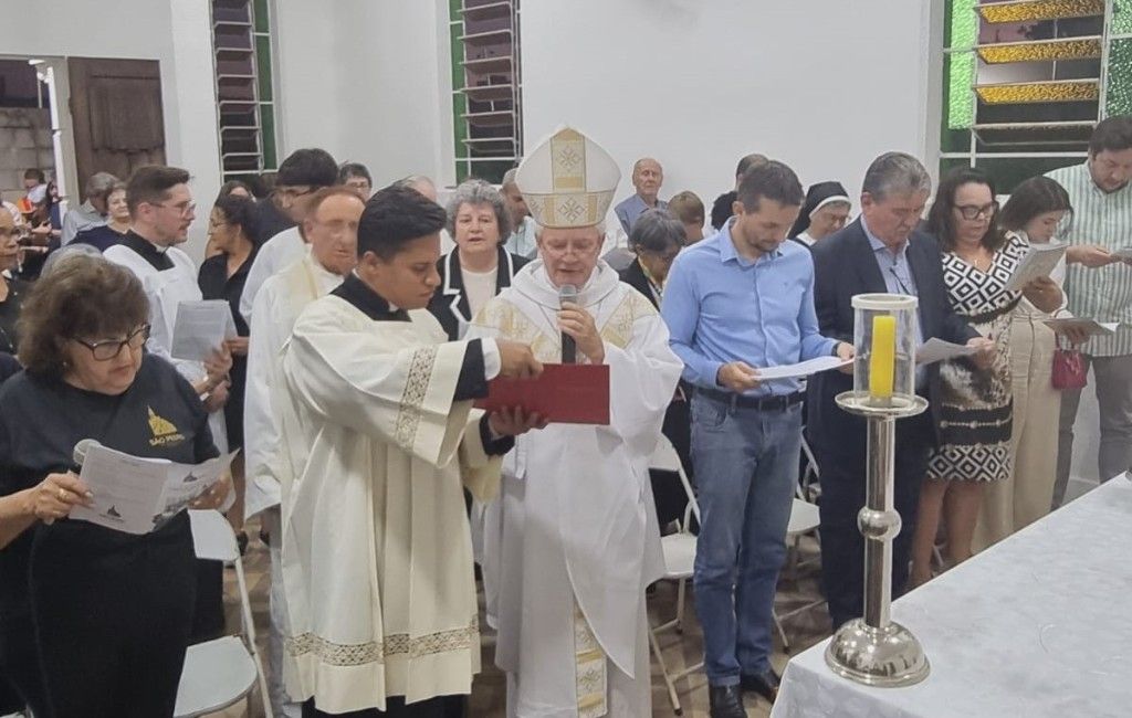 Com a presença do Bispo Dom Vilar, Capela Beata Assunta Marquetti é ...