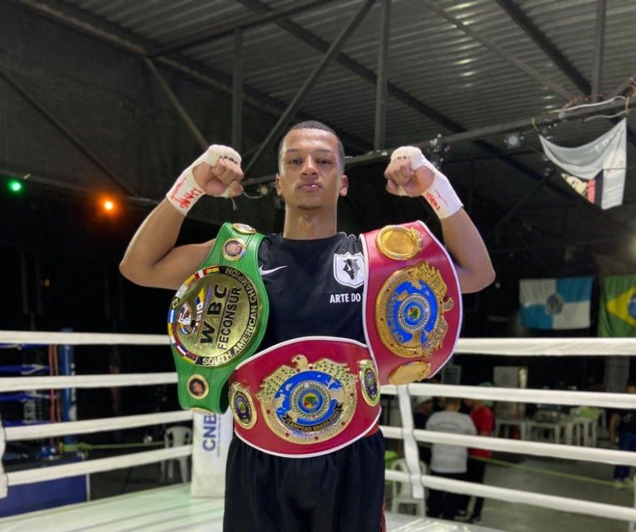 Pedro "Magrelo" é Bicampeão brasileiro de Boxe e leva 3º cinturão para Mogi