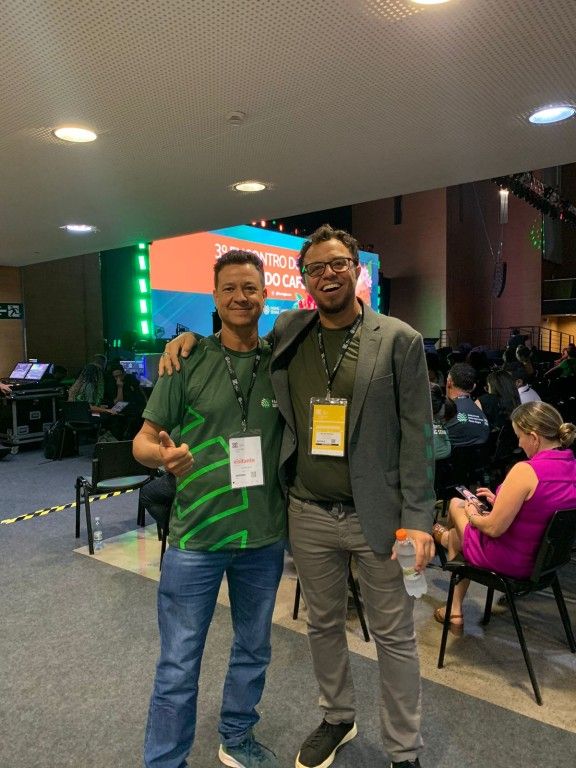 Jovens da região marcam presença na 12ª Semana Internacional do Café