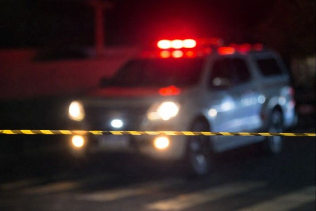 Homem procura socorro na base do Samu após sofrer disparo de arma de fogo