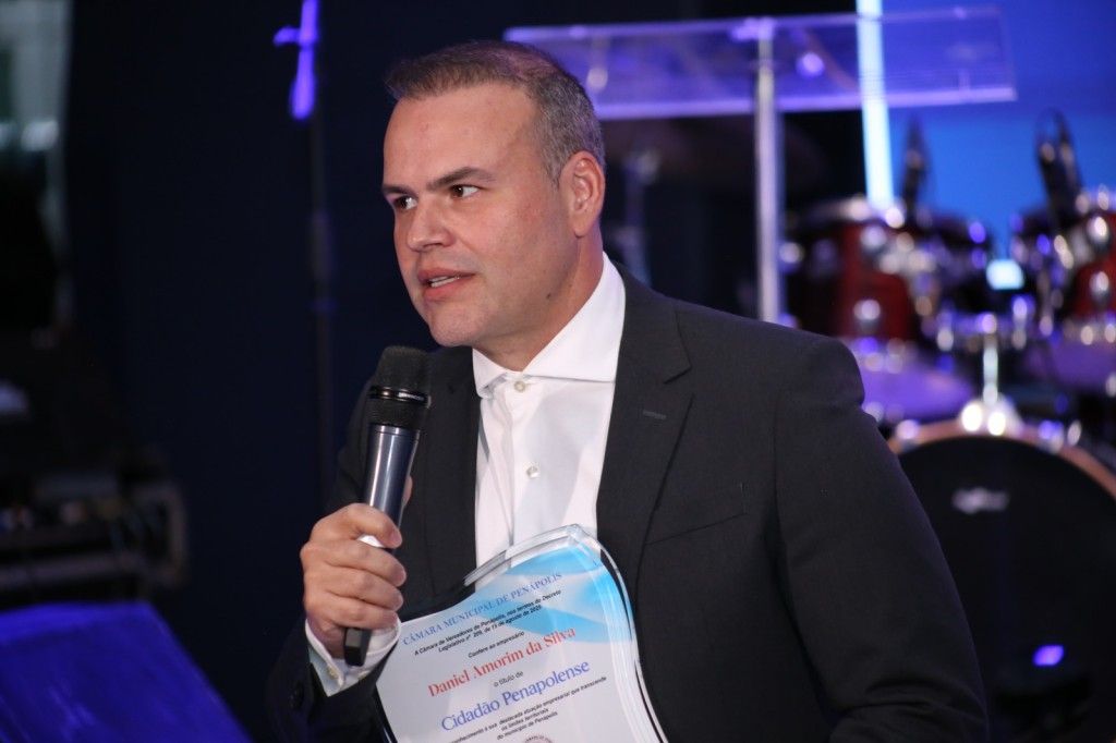 Empresário Daniel Amorim recebe título de Cidadão Penapolense