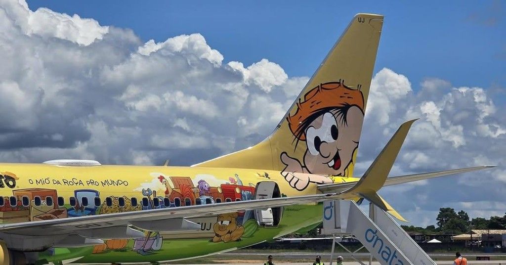 Aeronaves temáticas do Mickey e Chico Bento aterrissam em Porto Seguro
