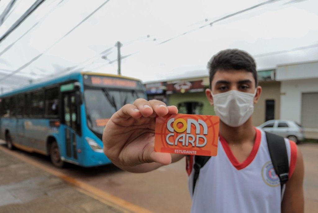 Transporte público: Conheça as vantagens de adquirir o cartão Comcard