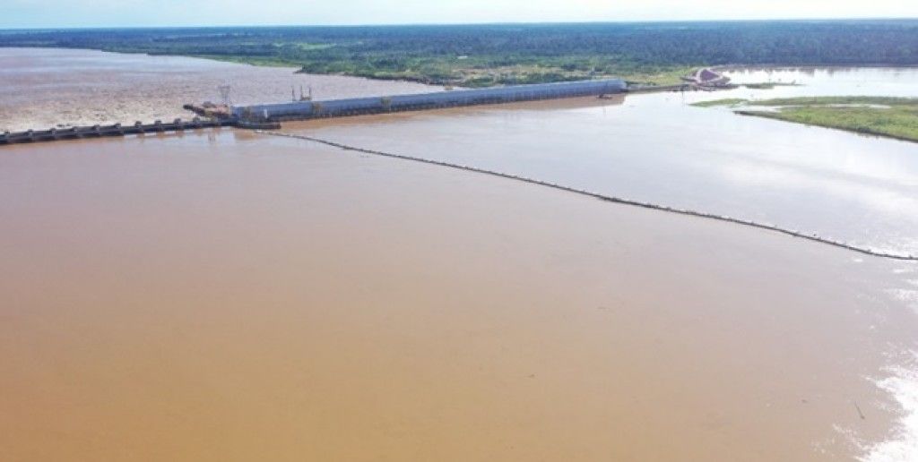 Usina adota novo sistema para desvio de sedimentos da água do rio Madeira