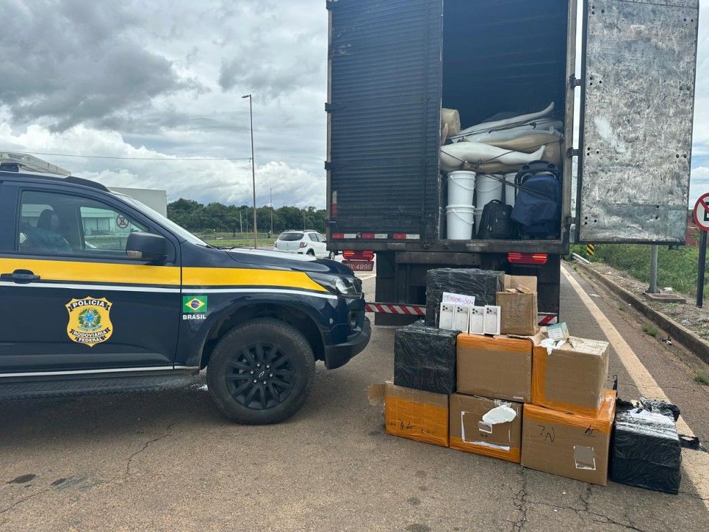 PRF apreende em Pouso Alegre mercadorias do Braz avaliadas em R$ 350 mil