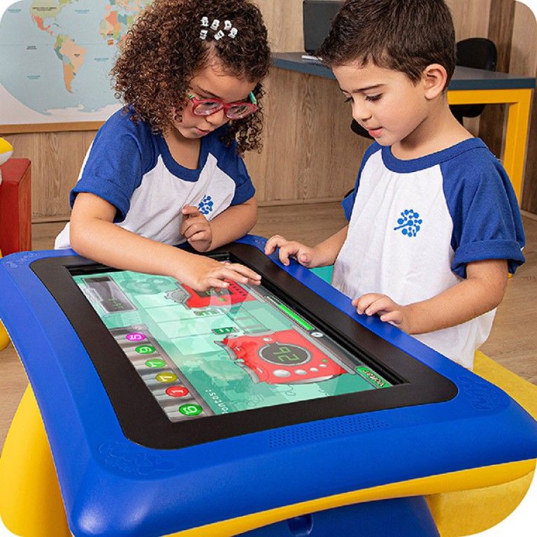 Mesas Educacionais Tecnologia Educacional SME Oferece 90 Vagas Para
