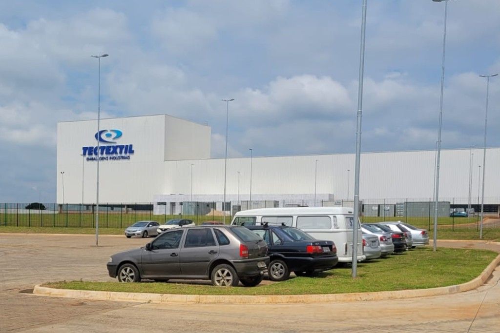 Tectextil inicia testes de produção em nova fábrica de Rio das Pedras