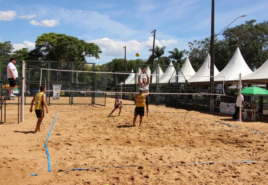Atividades esportivas do Verão Maior PR movimentaram o domingo no ...