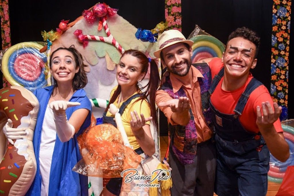 Domingo (18) acontecerá o espetáculo infantil “João e Maria e a Bruxas ...