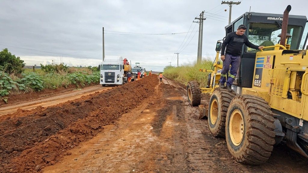 Obras na estrada do São Bento (Estrada Municipal) estão a todo vapor