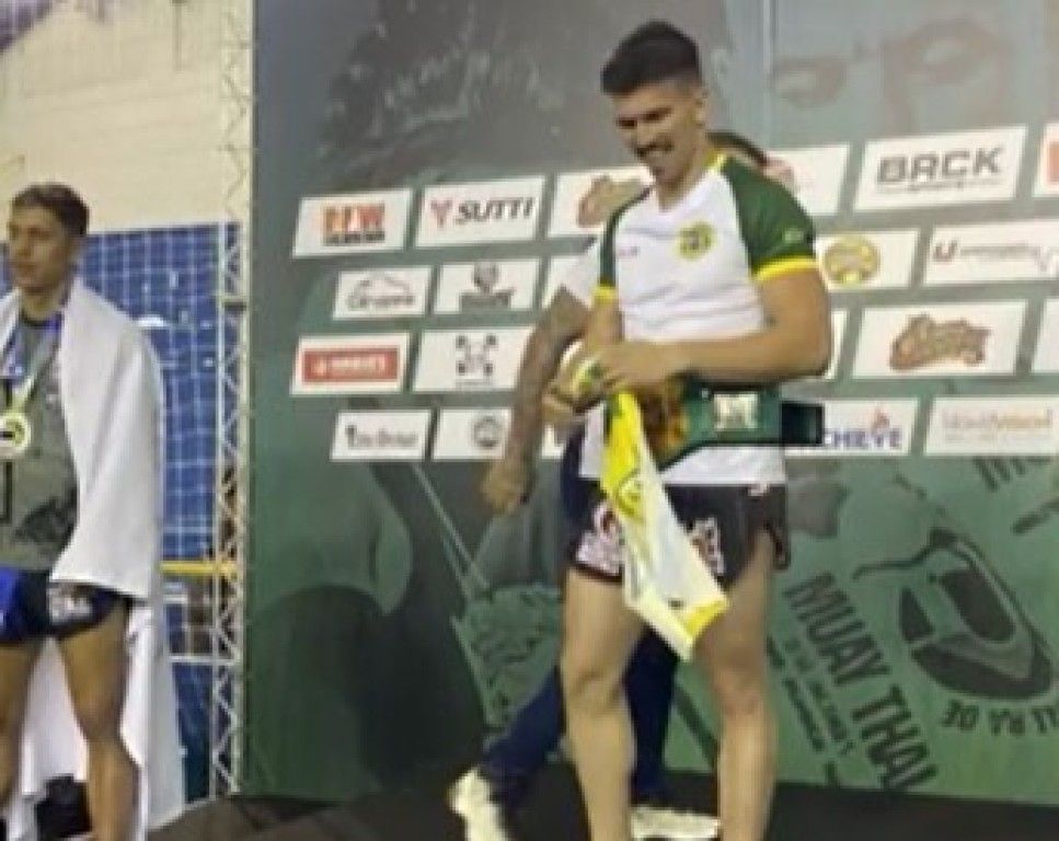 Atleta Jefferson Kilão conquista o bronze no mundial de Muay Thai