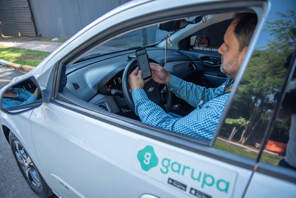 Agora você pode chamar seu Garupa pelo WhatsApp, sem complicações ...