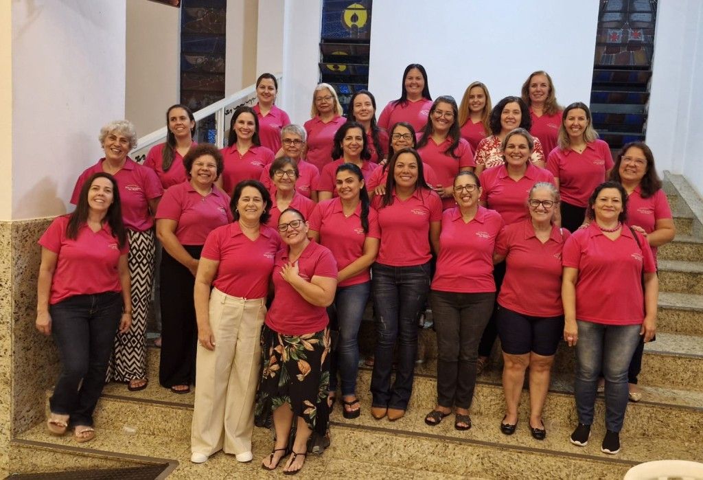 Mulheres que Edificam a Igreja despertam para a vivência cristã em Umuarama