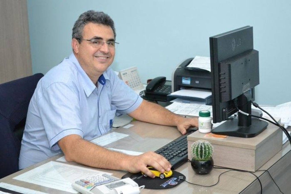 Umuarama se despede do contador Valmir Ruiz Martinez, do escritório ...
