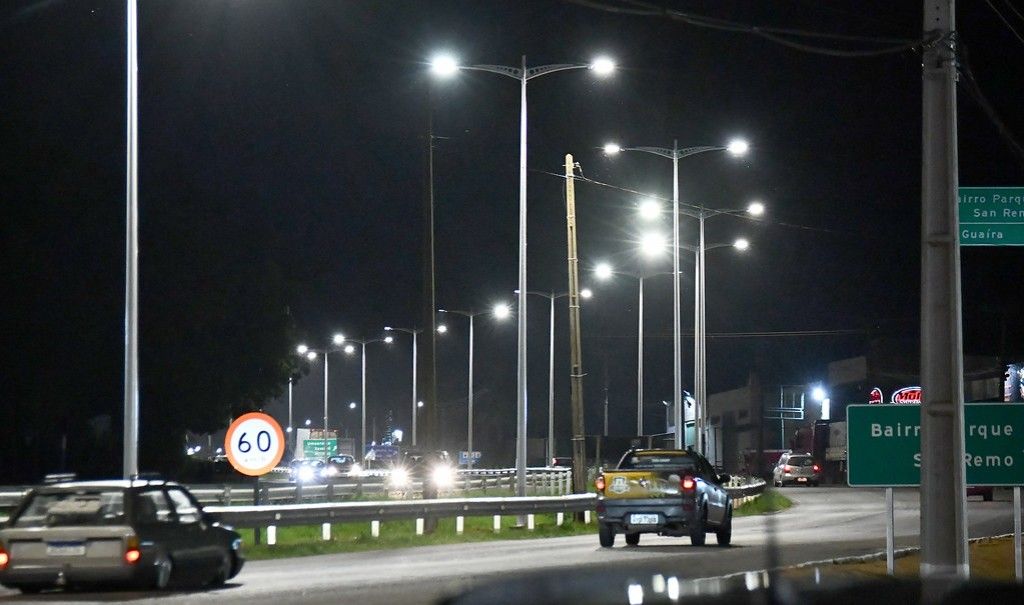 PR-323 recebe primeiro trecho com LED e amplia segurança no acesso à ...