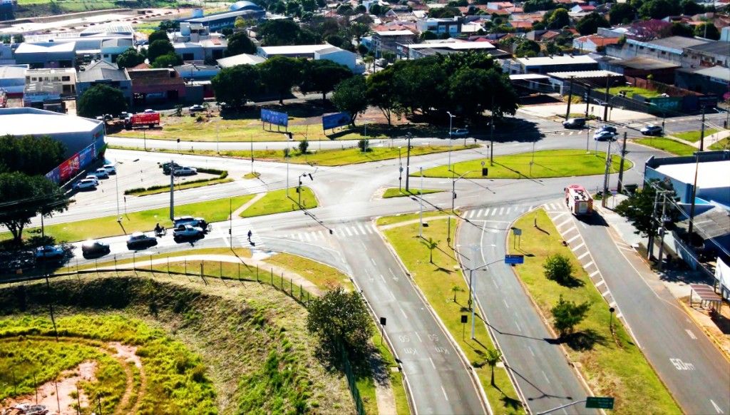 Sestram altera programação dos semáforos na Doutor Ângelo Moreira com ...