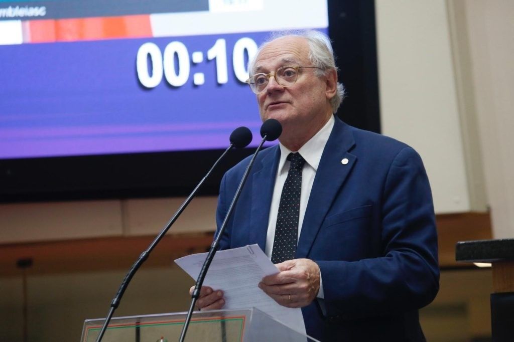 Deputado Dr. Vicente Caropreso avalia deixar o PSDB e trocar de partido